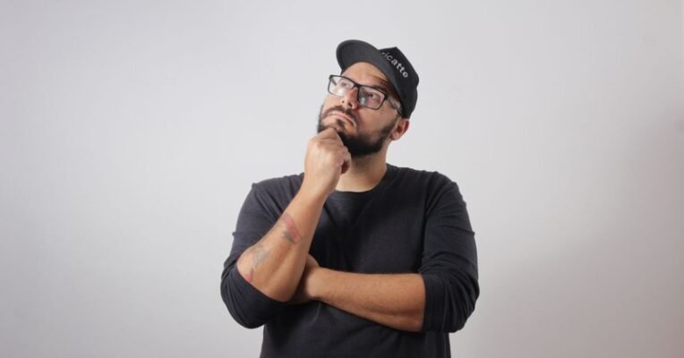 What is a Curb in Driving? [Beginner's Guide for Car Owners]